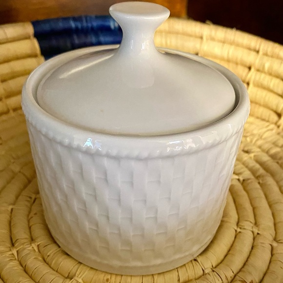 Oneida | Dining | Oneida Wicker Covered Sugar Bowl Basket Weave Pattern ...